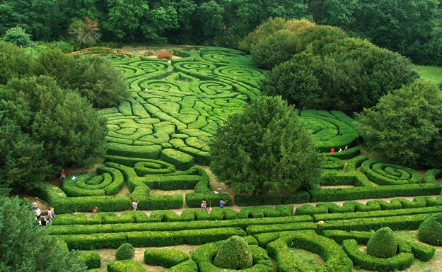 LABIRINTUS élmény a kirándulásokon. - kirandulazosztaly